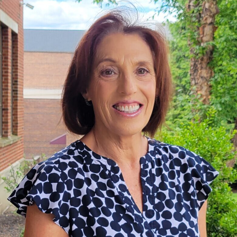 Mitchell, Diane | St. Thomas Aquinas College